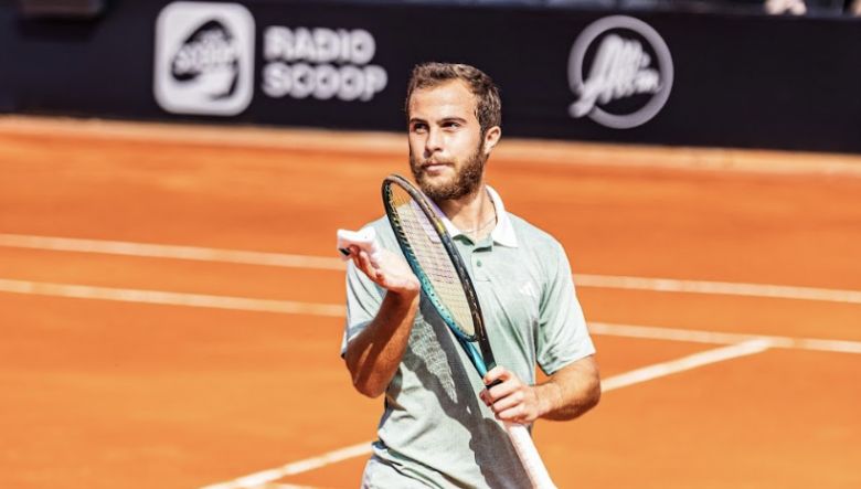 Tennis. ATP - Kitzbühel - Gaston passe en finale sur abandon et rejoint Berrettini - TennisActu